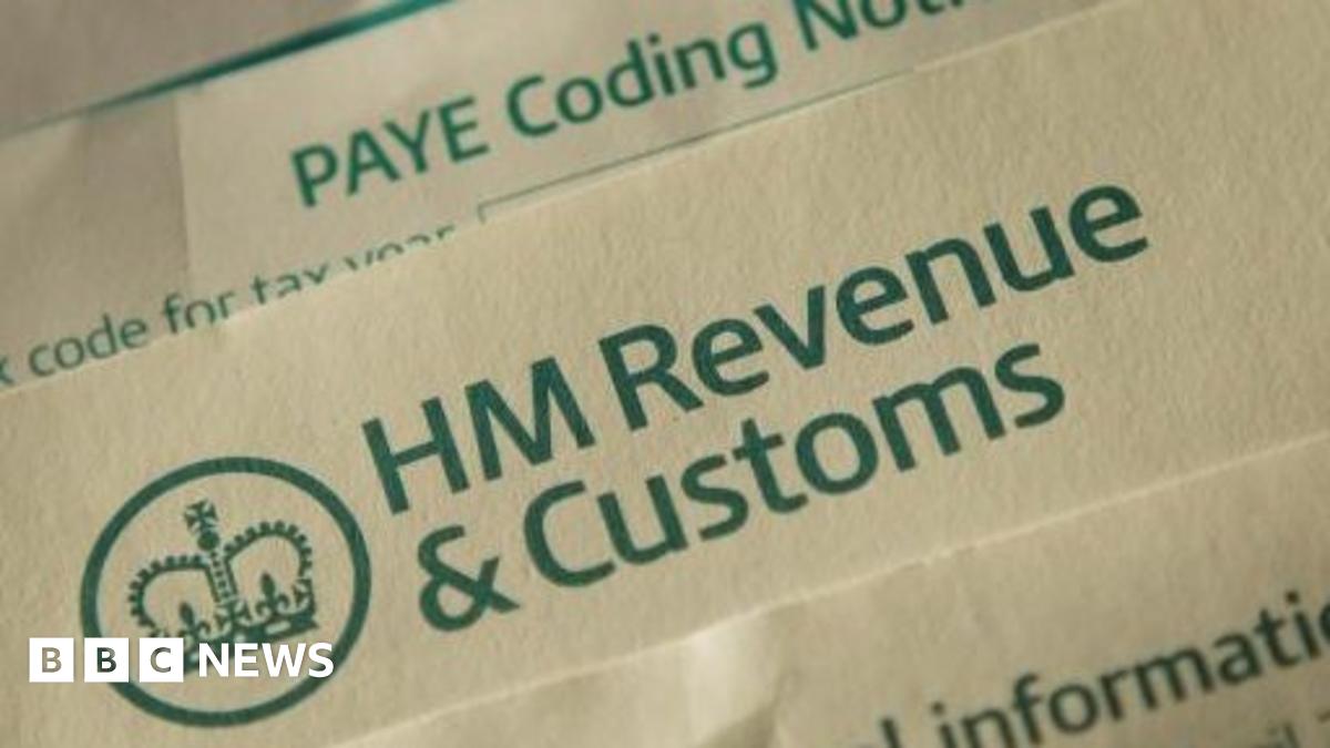 Tax statement errors affect thousands, says HMRC - BBC News