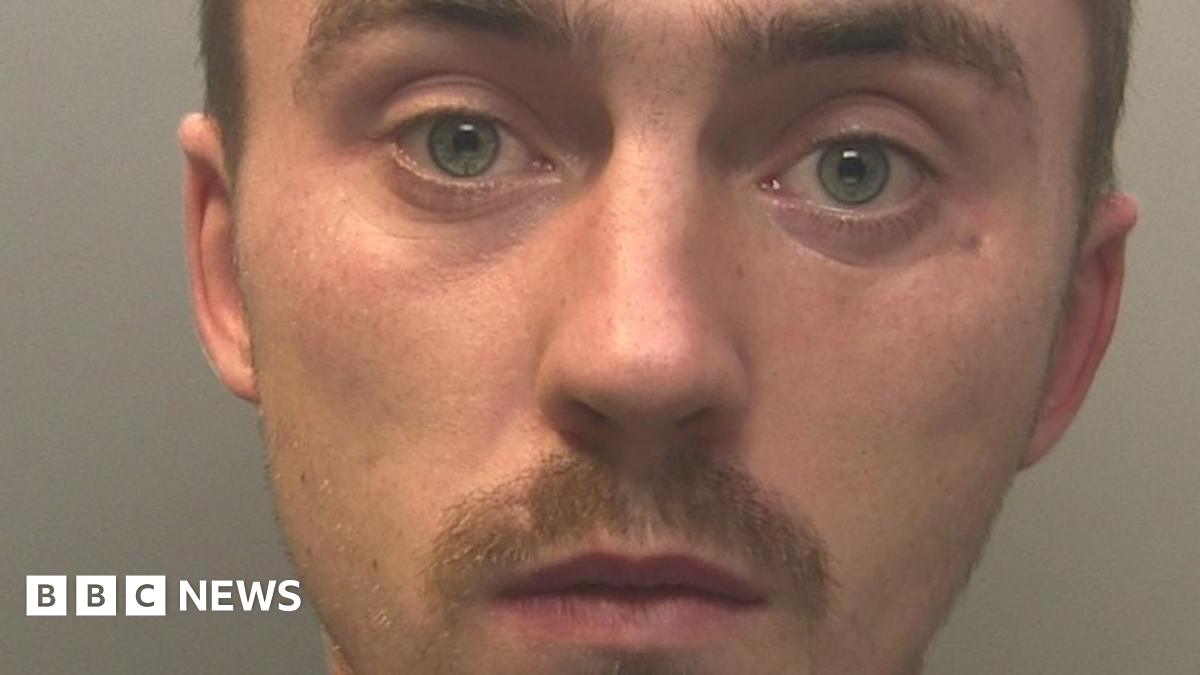 'Evil' burglar Samuel Mulligan targeted deaf man's flat - BBC News