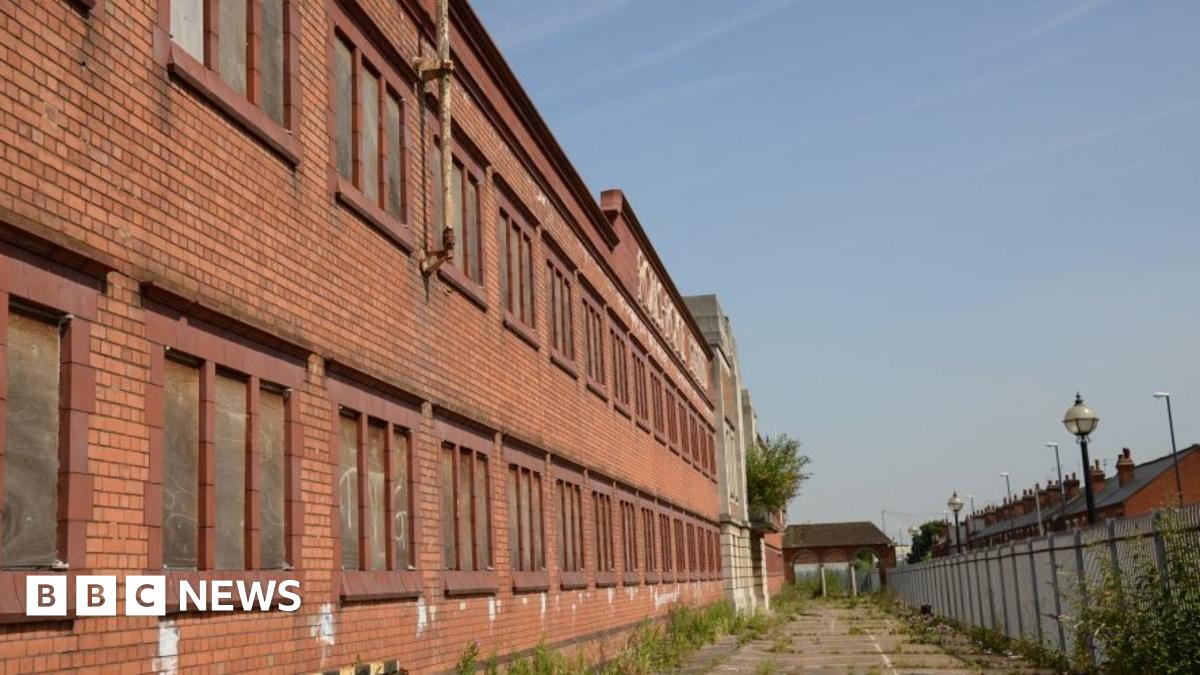 Rolls-Royce's Marble Hall in Derby to be converted - BBC News