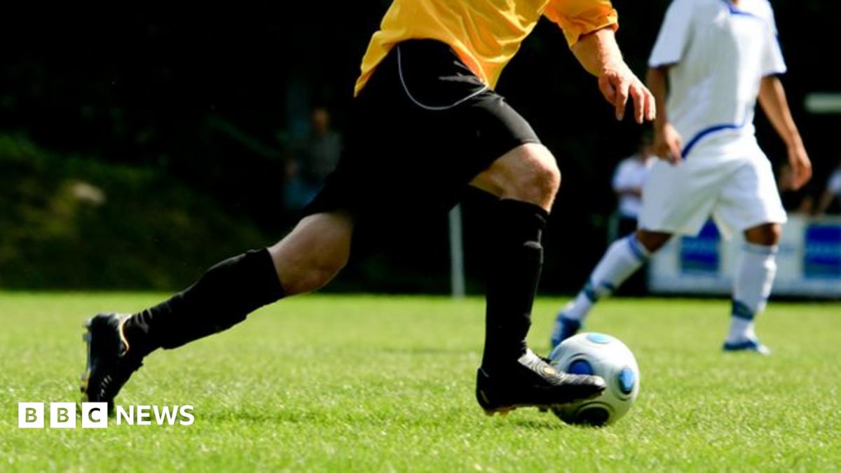 Sport scheme to help people with mental health problems unveiled - BBC News