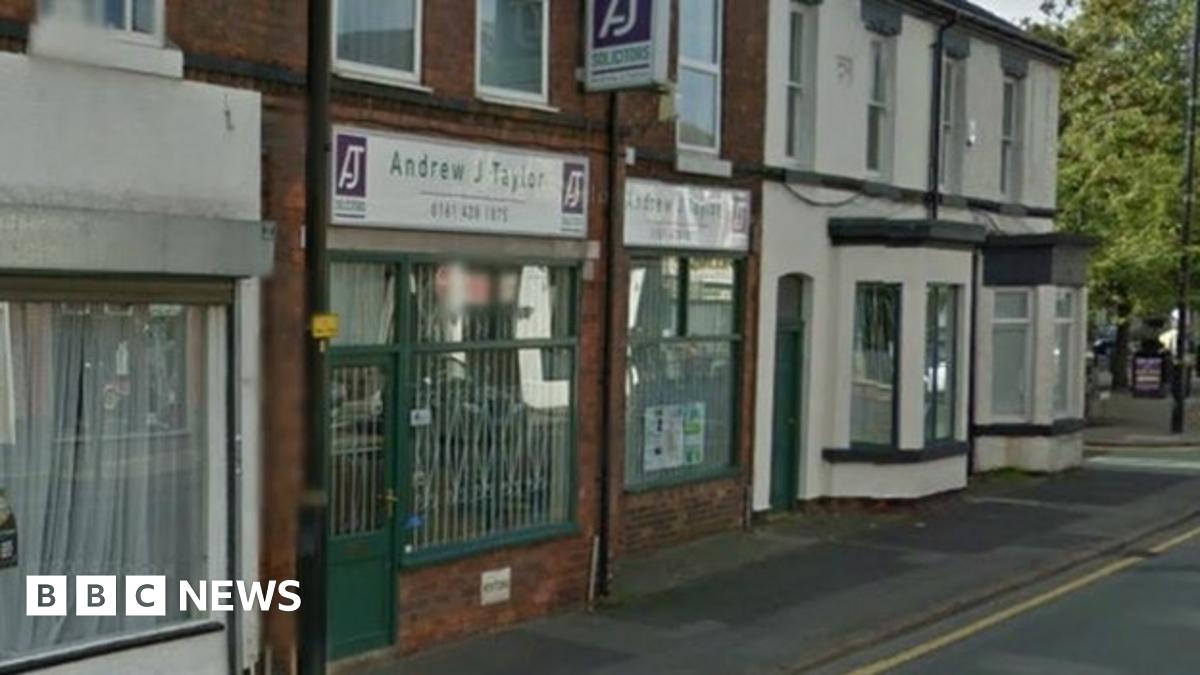 Cheadle solicitor Andrew John Taylor accused of £600,000 fraud - BBC News