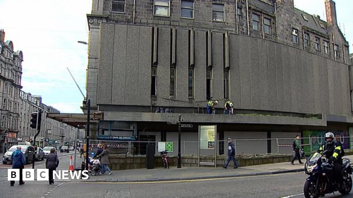 Carbuncle Awards: Aberdeen named Scotland's most dismal town - BBC News