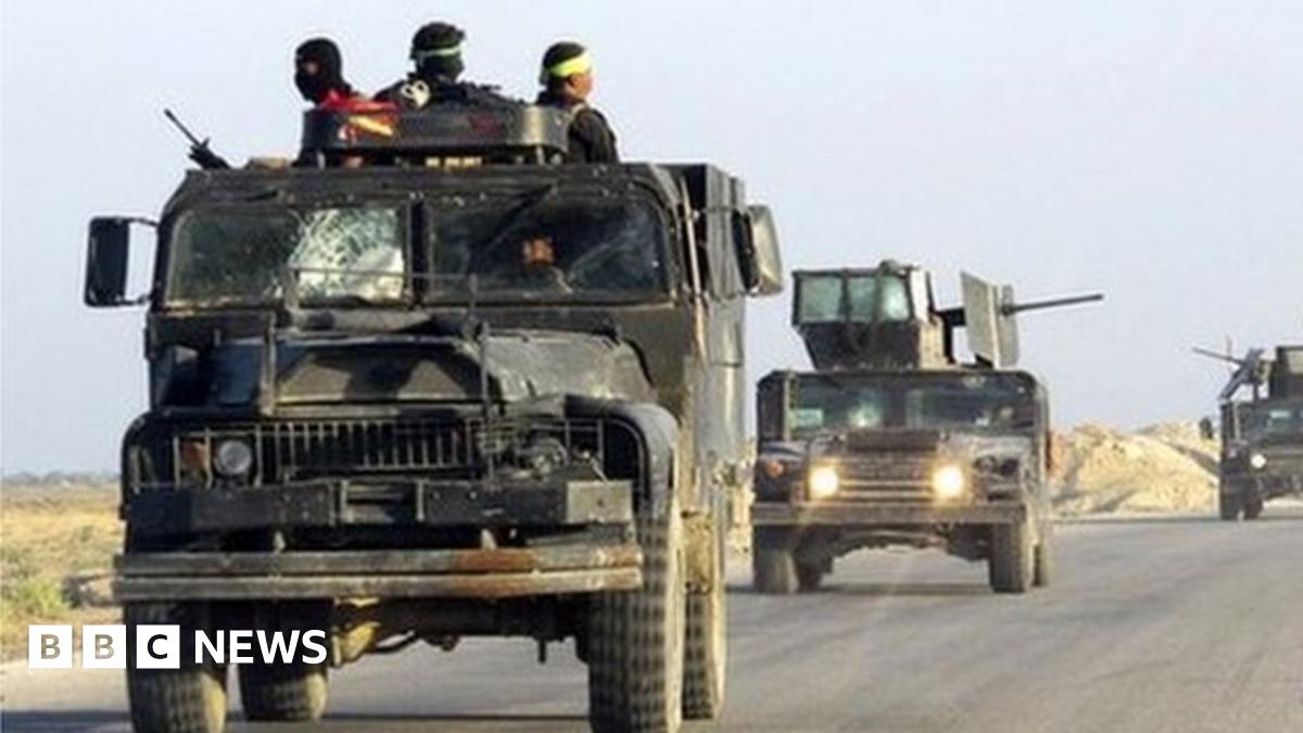 Iraq bomb attacks leave at least 34 dead - BBC News