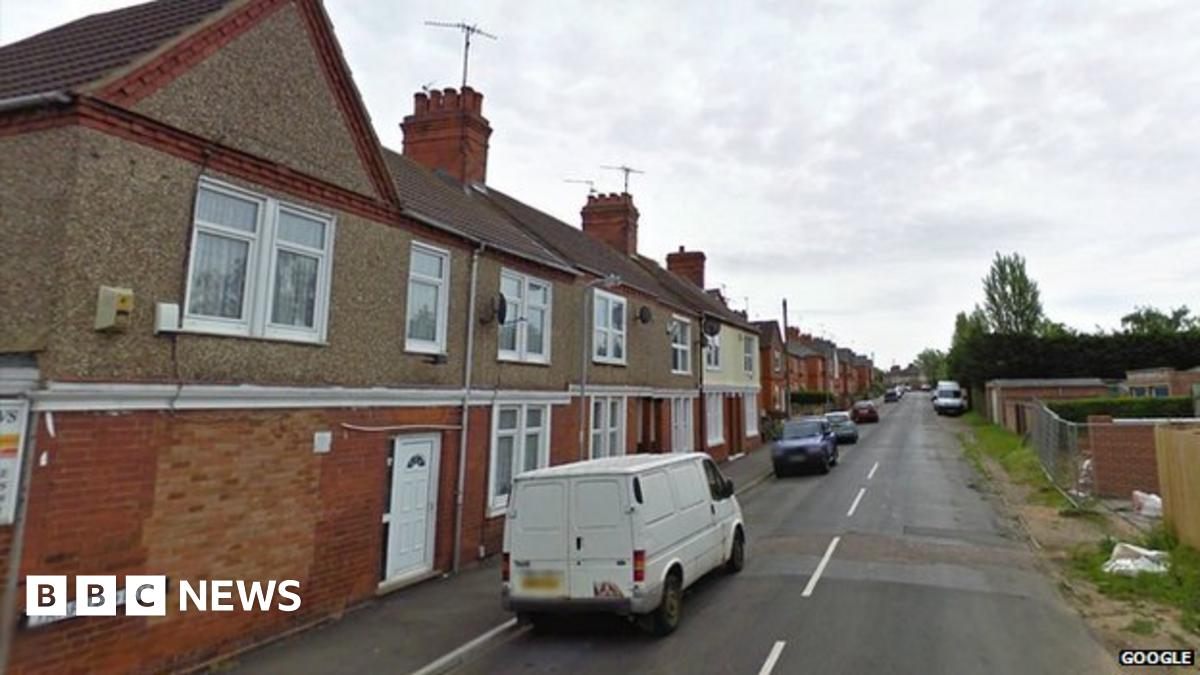 Rushden stabbing: Man pleads not guilty to murder - BBC News