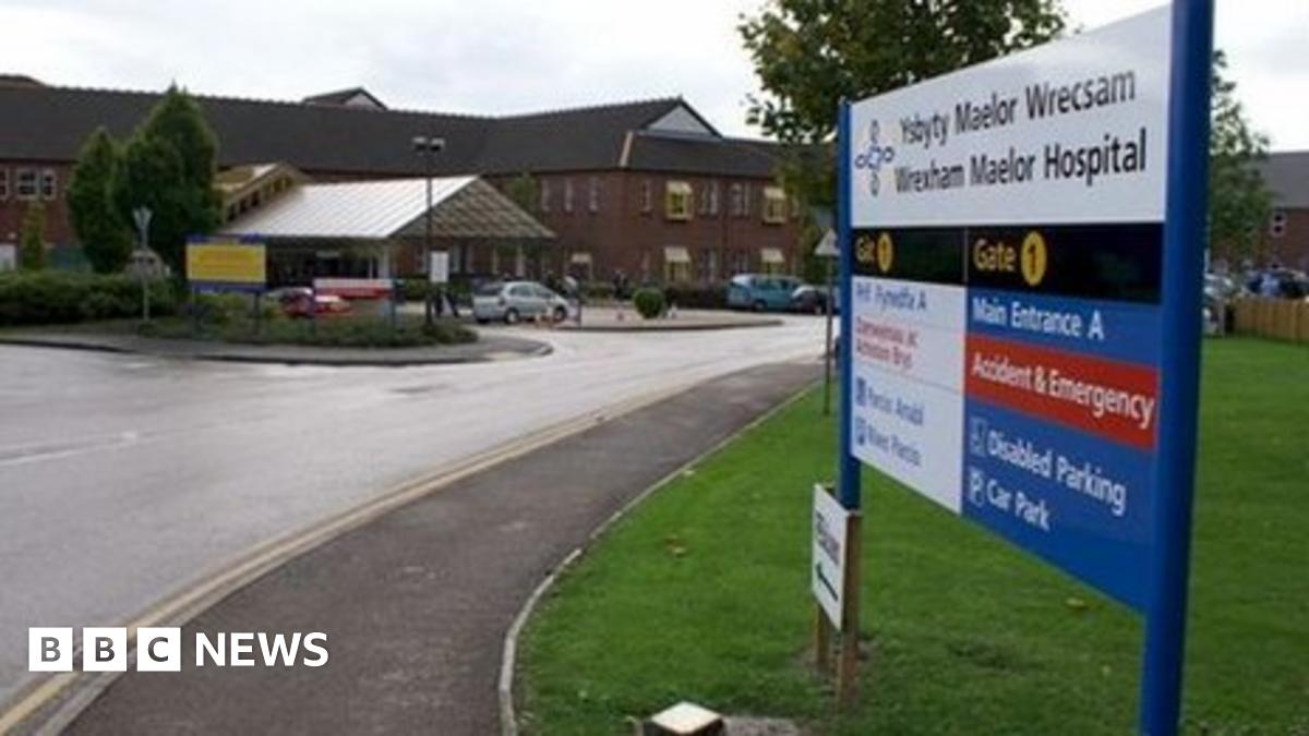 Alun Rees had 'worst' pressure sores, Wrexham inquest hears - BBC News