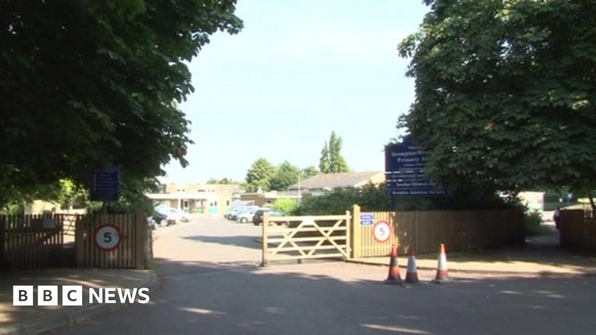 Investigation into Gillingham school isolation room use - BBC News