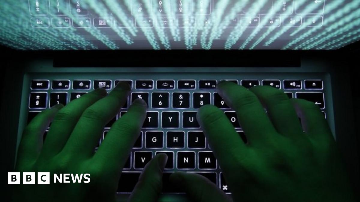 Millions of websites hit by Drupal hack attack - BBC News