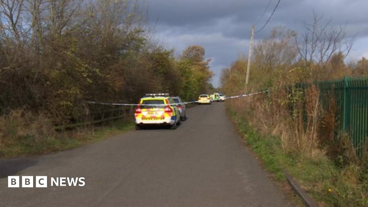 Man lying dead in Wallsend street possible hit-and-run victim - BBC News