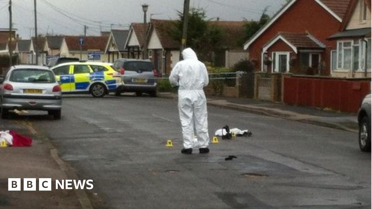 Jaywick 'meat cleaver' attack victim in critical condition - BBC News