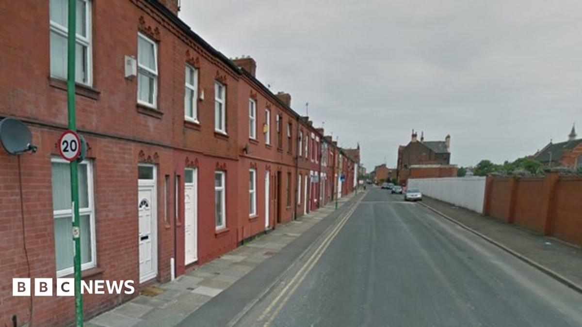 Boy, 13, bitten on face by dog in Bootle house - BBC News