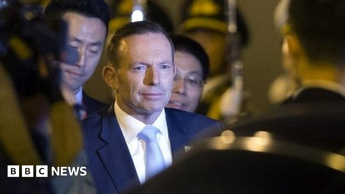 Apec summit: Tony Abbott to meet Obama and Putin - BBC News