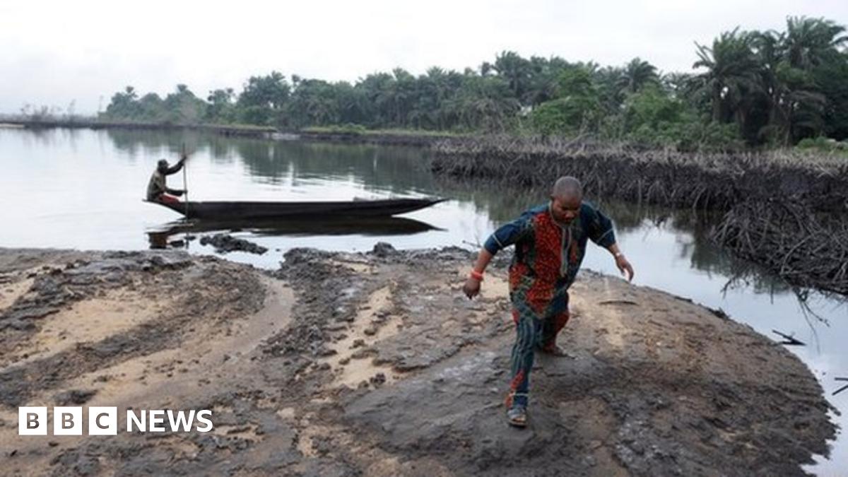 Shell 'warned Nigeria pipeline could leak before spills' - BBC News