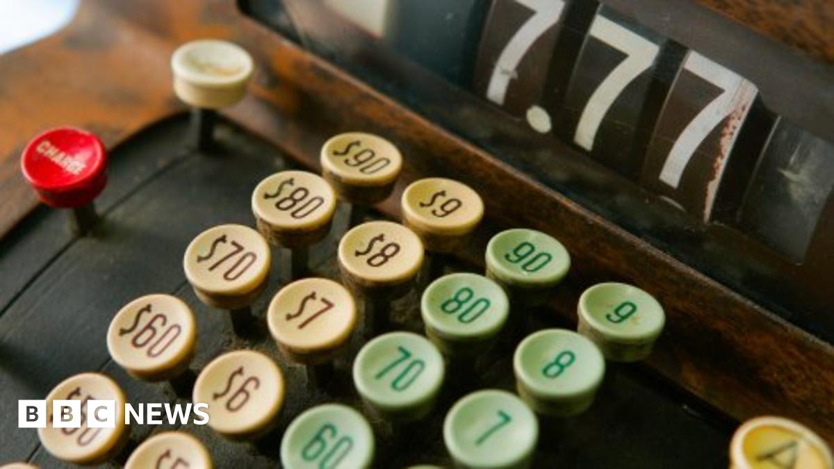 Hackers exploit NFC phone payment technology - BBC News