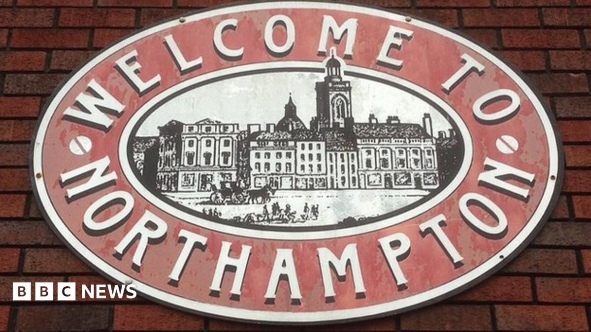 Northampton bus bay signs auction raises £500 for Rotary Club - BBC News