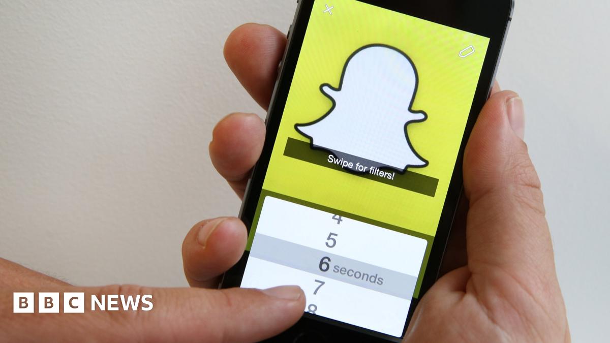 Snapchat launches Snapcash payment feature with Square - BBC News