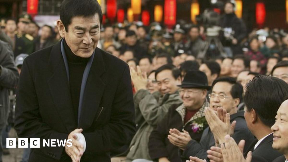 Veteran Japanese actor Ken Takakura dies at 83 - BBC News