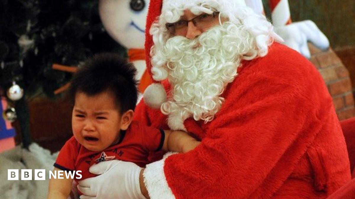 The X-mas factor: What makes a good Santa Claus? - BBC News