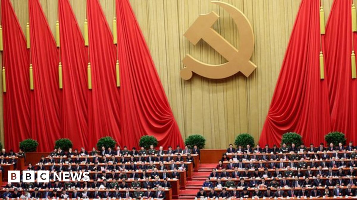 China: Keep using 'comrade', says Communist Party - BBC News