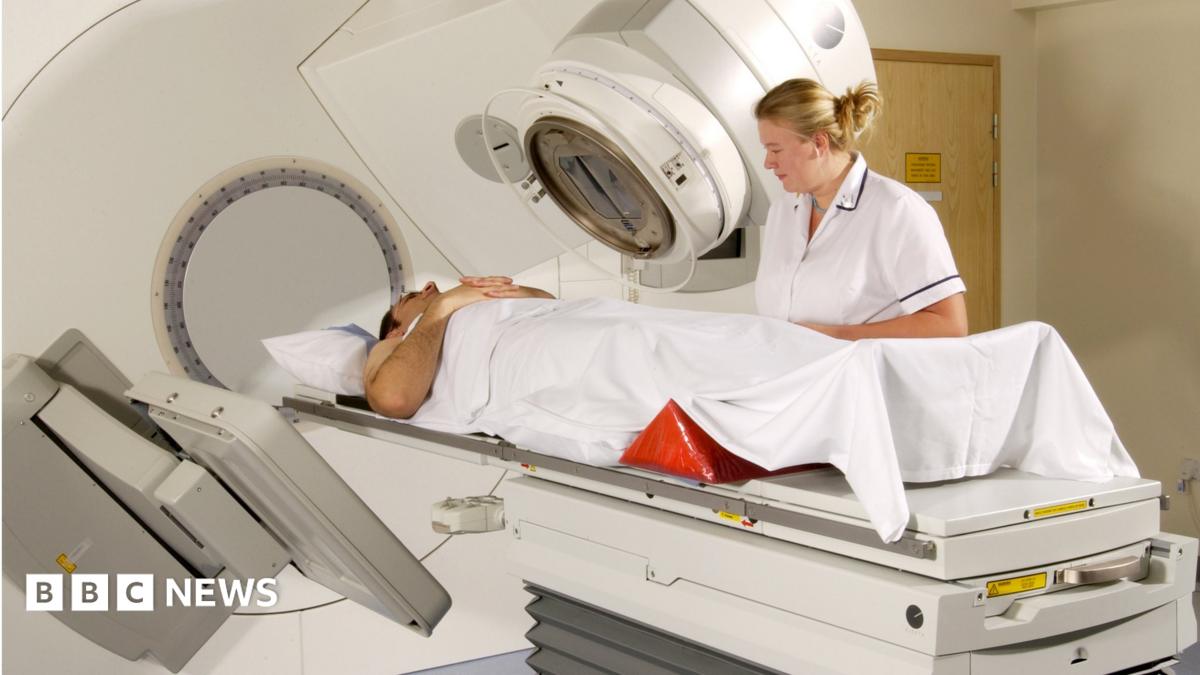 NHS misses cancer treatment targets - BBC News