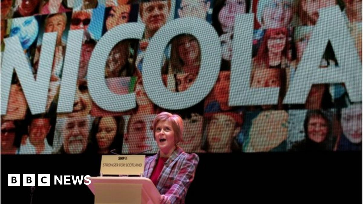 'Democracy rocks' for Nicola Sturgeon at Glasgow Hydro - BBC News