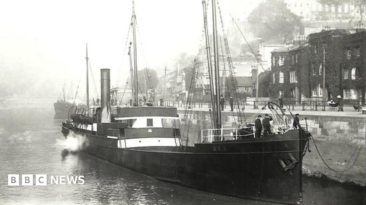 Cushendall marks anniversary of SS Gem sinking - BBC News