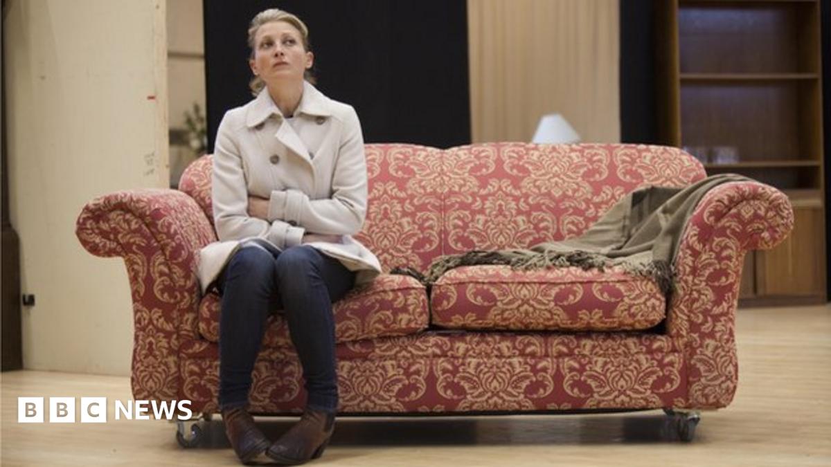 Croatian play 3 Winters has female soul - BBC News