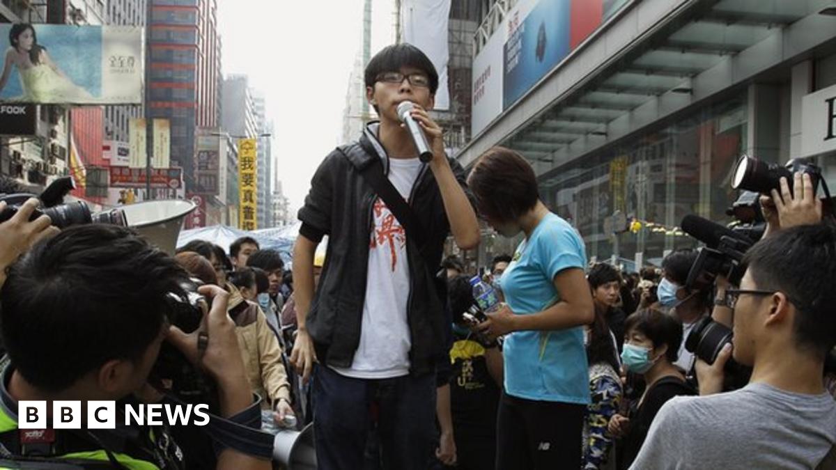 Hong Kong protest leader, Joshua Wong, ends hunger strike - BBC News
