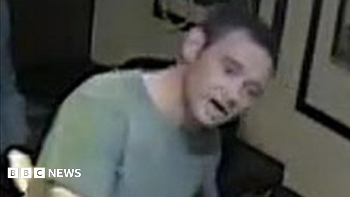 CCTV image released by police over Edinburgh attack - BBC News