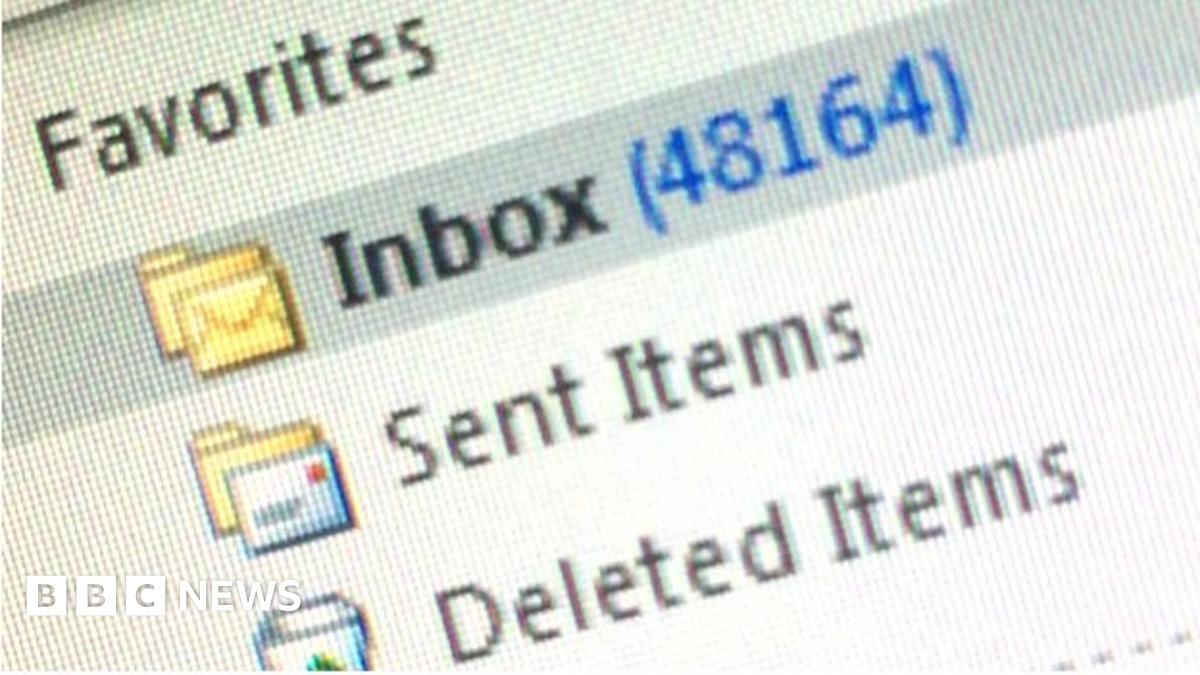 Email advice: How to take back control of your inbox - BBC News