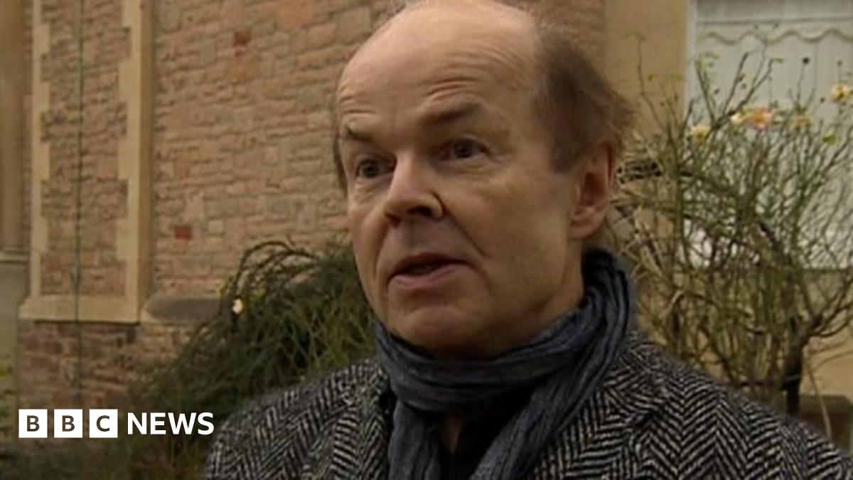 Christopher Jefferies: Drama will highlight 'dangerous' press - BBC News