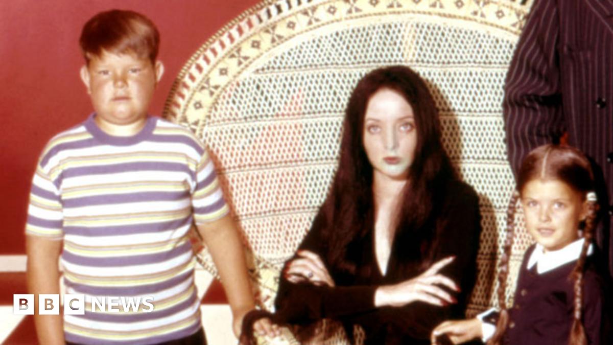 Addams Family actor Ken Weatherwax dies aged 59 - BBC News