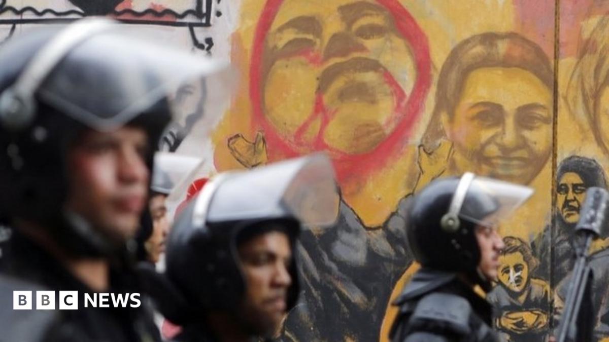 Revolution a distant memory as Egypt escalates repression - BBC News