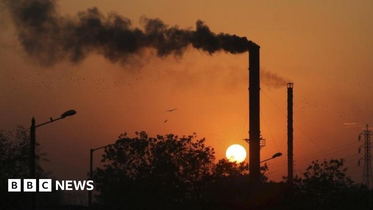 Lima climate talks: Peru summit continues through night - BBC News