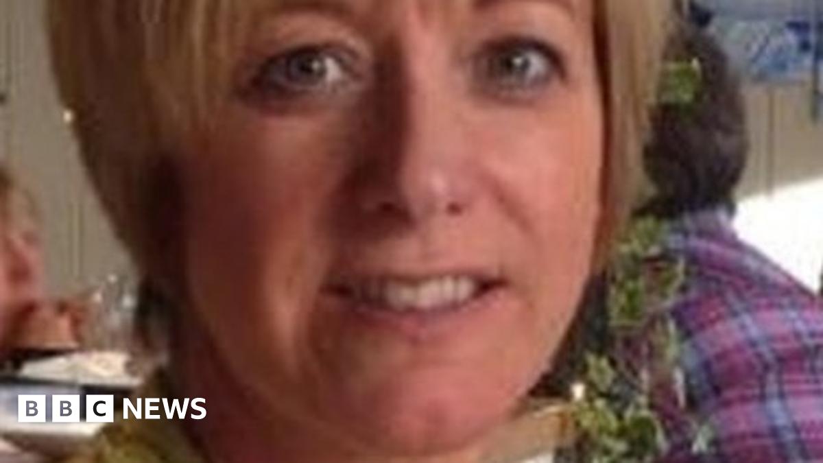 Missing Michelle Webster found safe in north Wales - BBC News