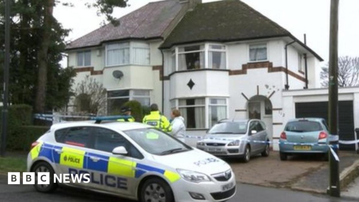 Susan Potts given hospital order over mother's death - BBC News