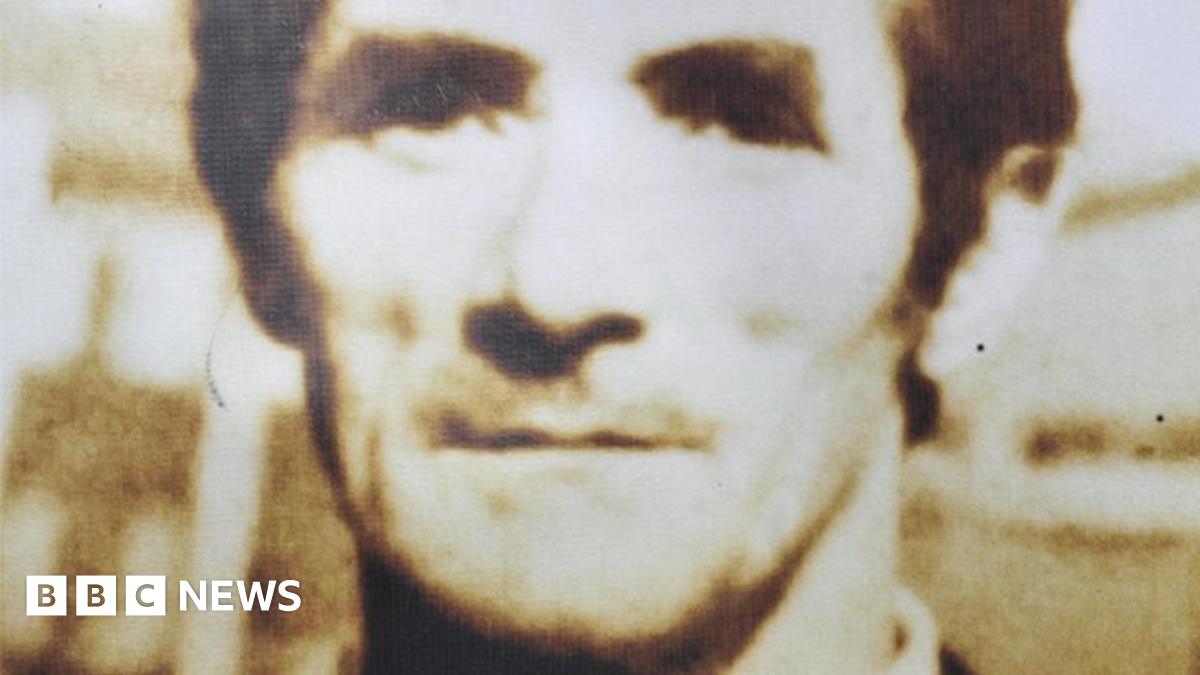 Ballymurphy shootings: Joseph Murphy's body to be exhumed - BBC News
