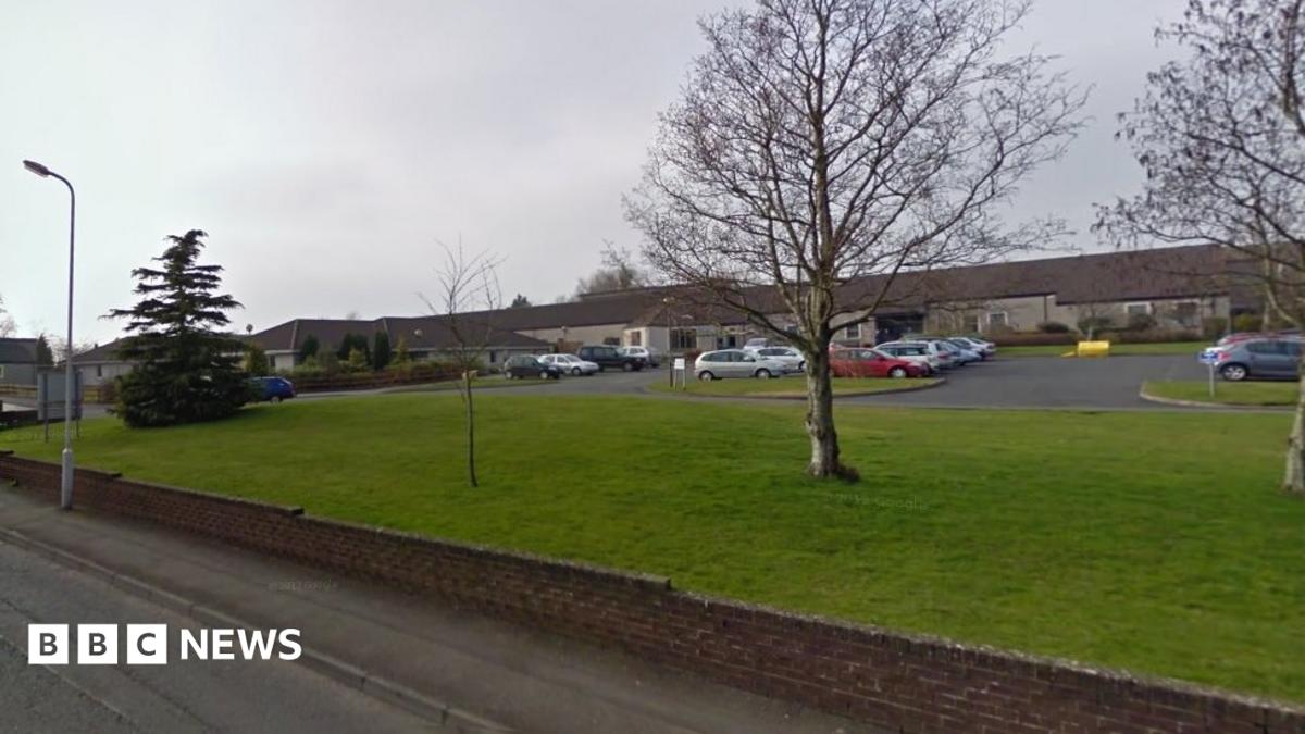 Annan and Dumfries hospitals hit by winter sickness bug - BBC News