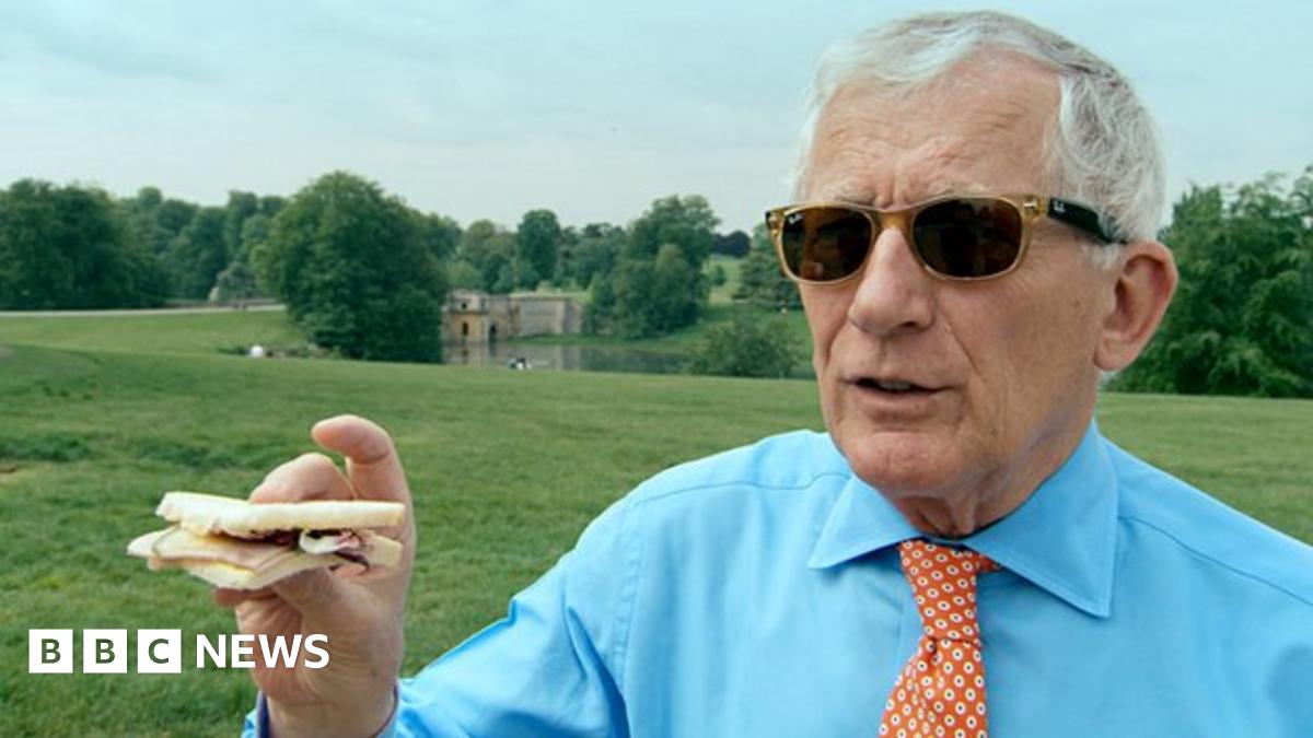 Five of Nick Hewer's highlights from The Apprentice - BBC News