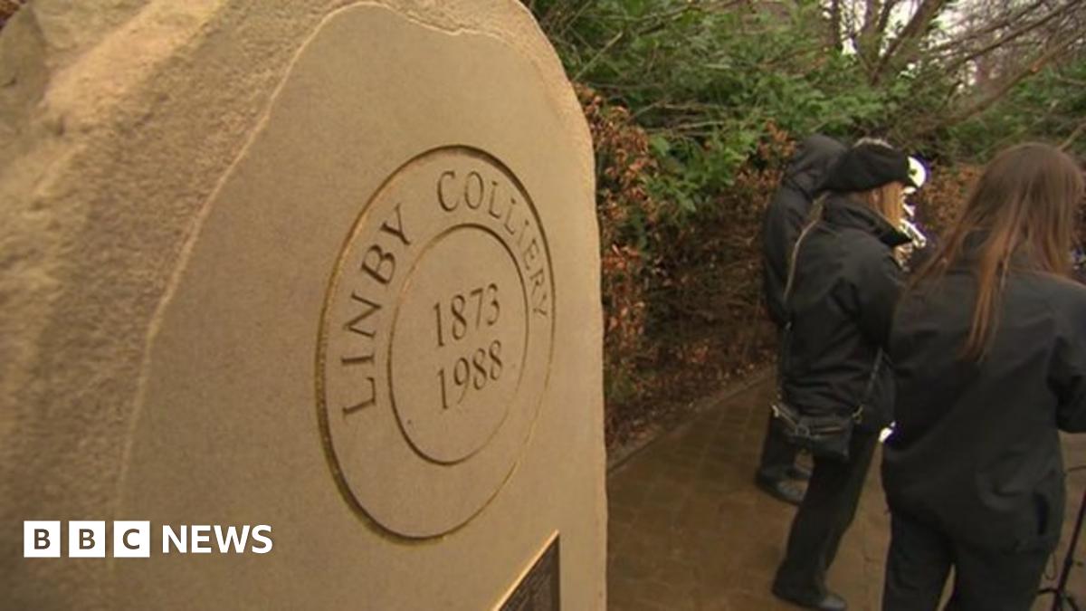 Memorial for Hucknall and Linby miners unveiled - BBC News
