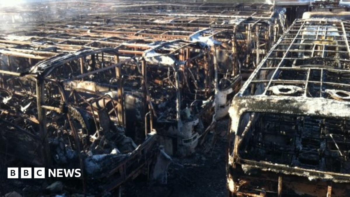 Merthyr coaches fire investigation continues - BBC News