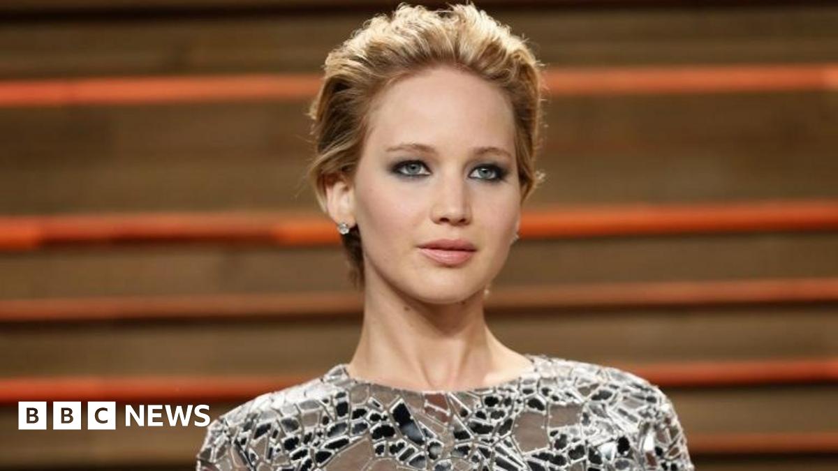 Jennifer Lawrence named highest-grossing actor of 2014 - BBC News