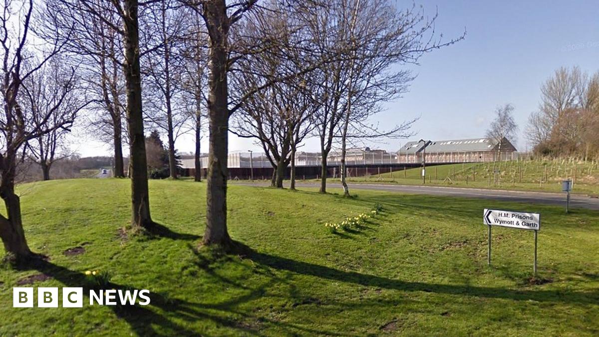 Prisoners 'drunk on hooch' in disorder at HMP Garth - BBC News