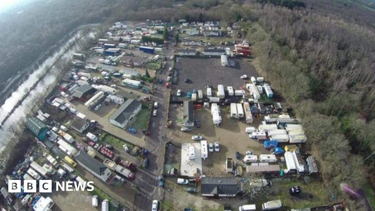 Caravan fire deaths: Photographer held over drone use - BBC News