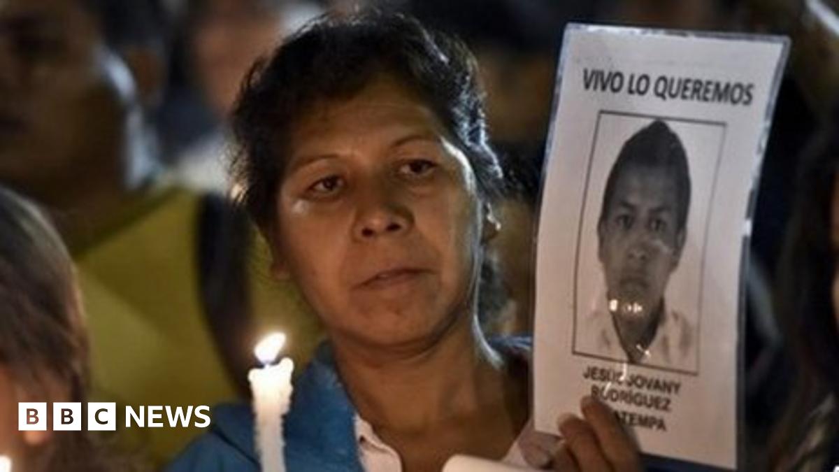 Mexico missing students: 10 more police officers held - BBC News