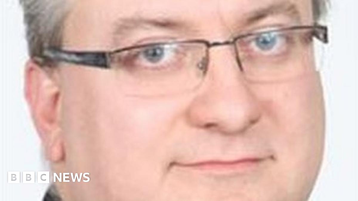 Aylesbury Vale councillor Mark Winn in Casualty food bank Twitter row ...