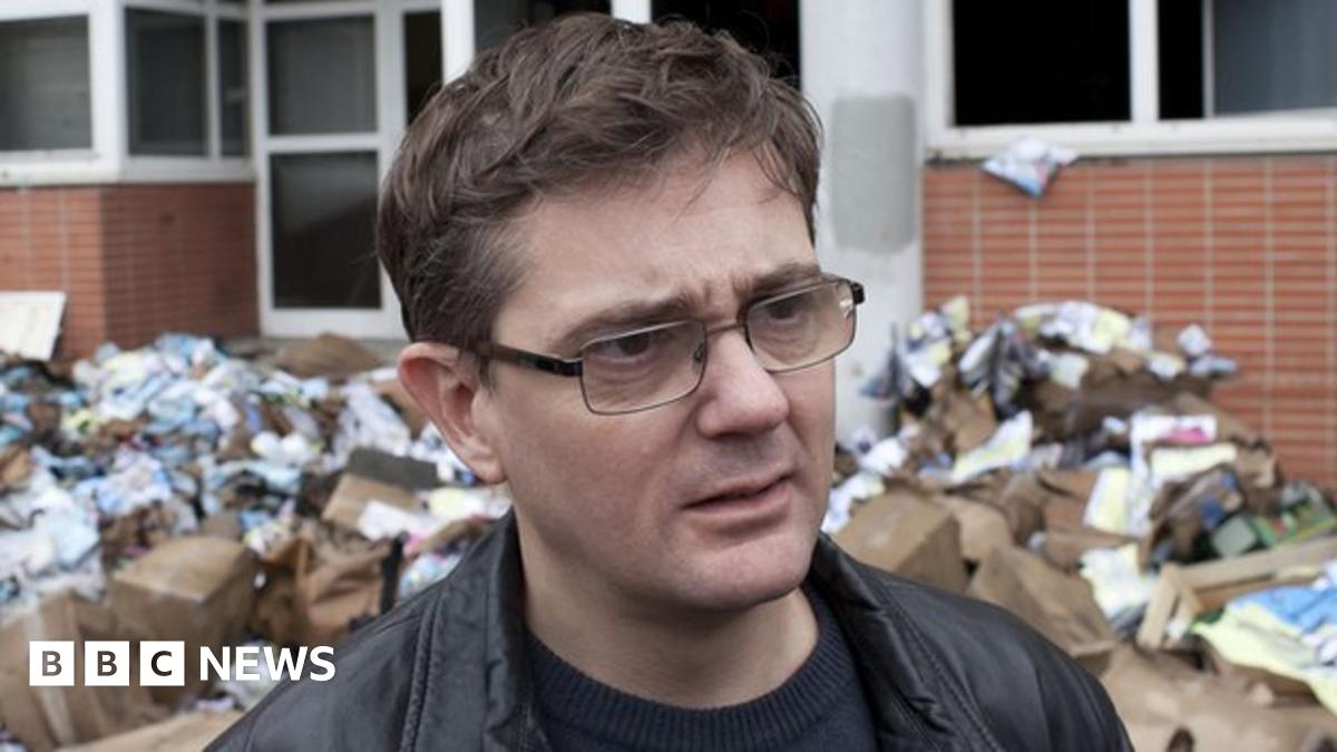 Obituary: Defiant Charlie Hebdo editor 'Charb' - BBC News