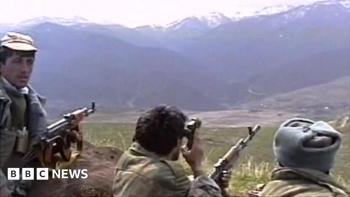 Nagorno-Karabakh conflict: Azeris dream of return - BBC News