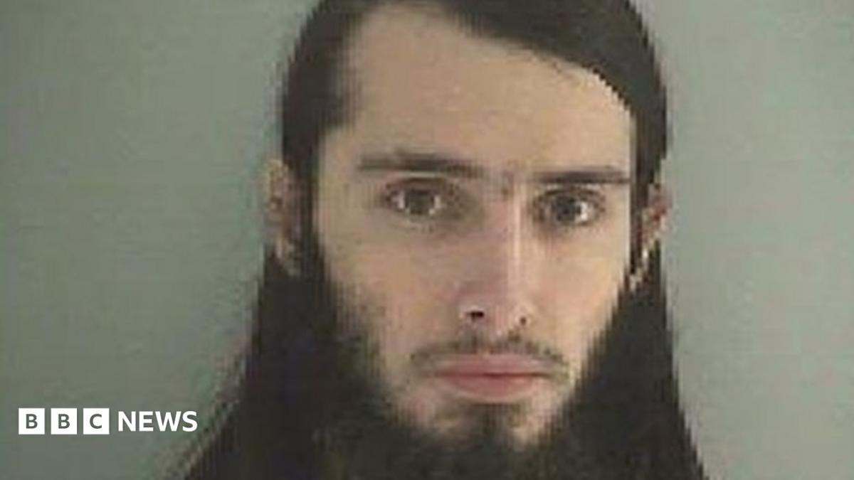 FBI 'foils IS-inspired plot to attack US Capitol' - BBC News