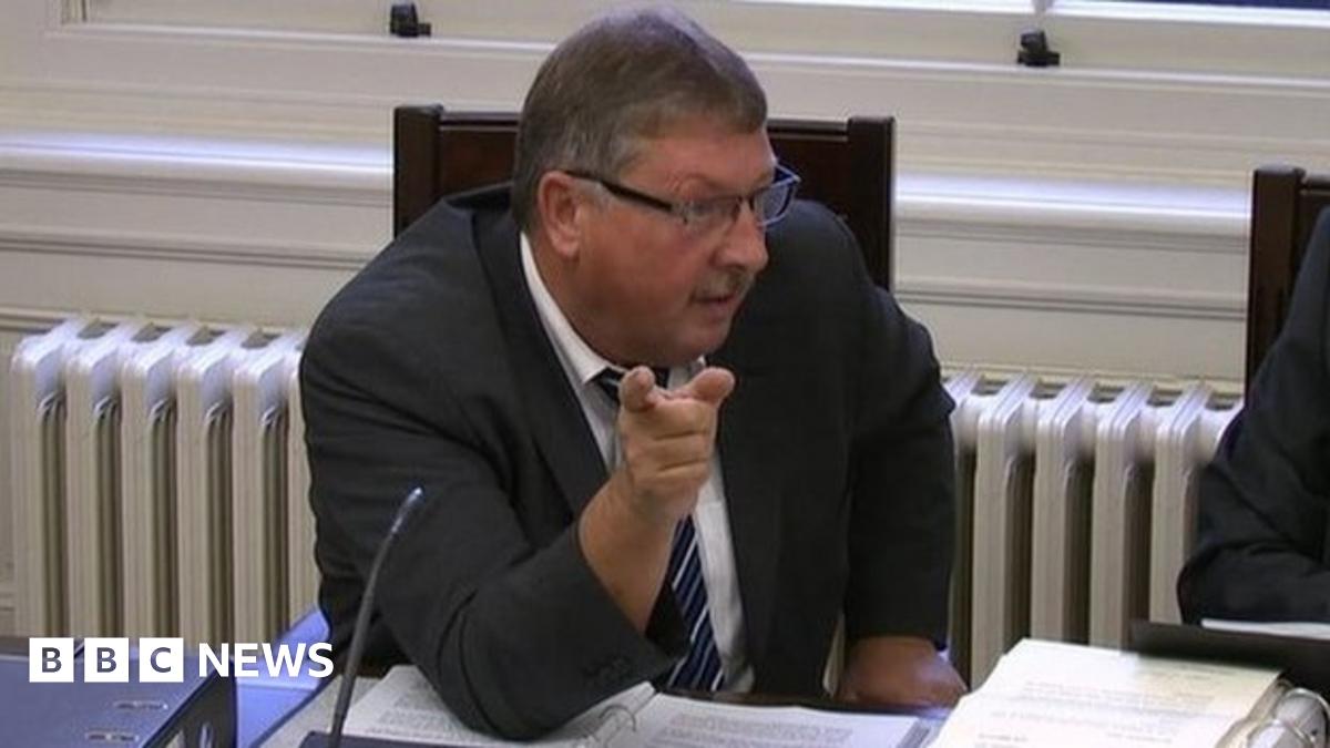 Sammy Wilson reported over 'Je suis Sammy' tweet - BBC News