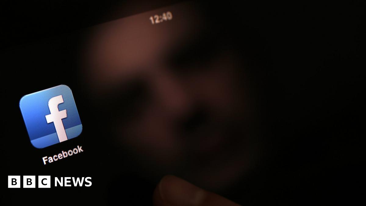 Facebook is tackling hoax stories in your News Feed - BBC News